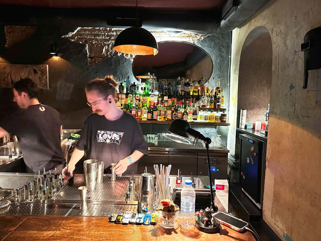 The best bars in Tbilisi - Top 5 most popular